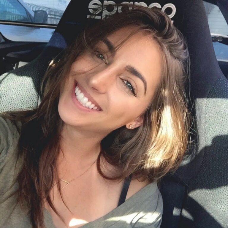 Who is Emelia Hartford? Biography, Age, Height, Husband, Life Story 2024