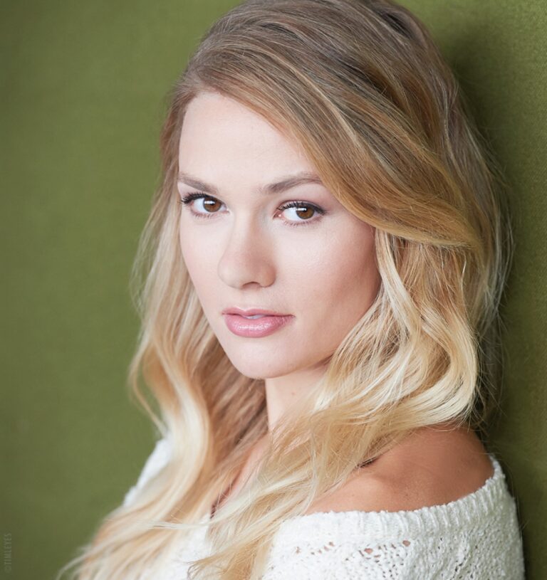 Victoria Anderson Biography, Age, Height, Boyfriend & Net Worth 2024 - VCSD