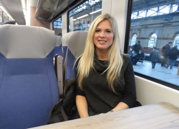 Jo Blythe Biography, Age, Height, Husband & Net Worth 2024 - VCSD