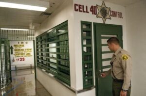 Inmate Visiting Information - Making Plans to Visit - VCSD